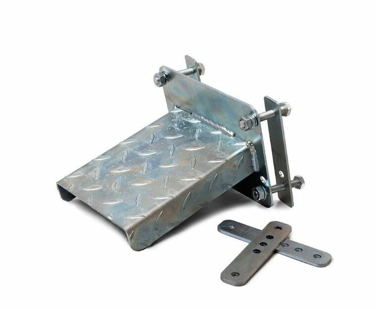 Подножка с планками для лодочного прицепа