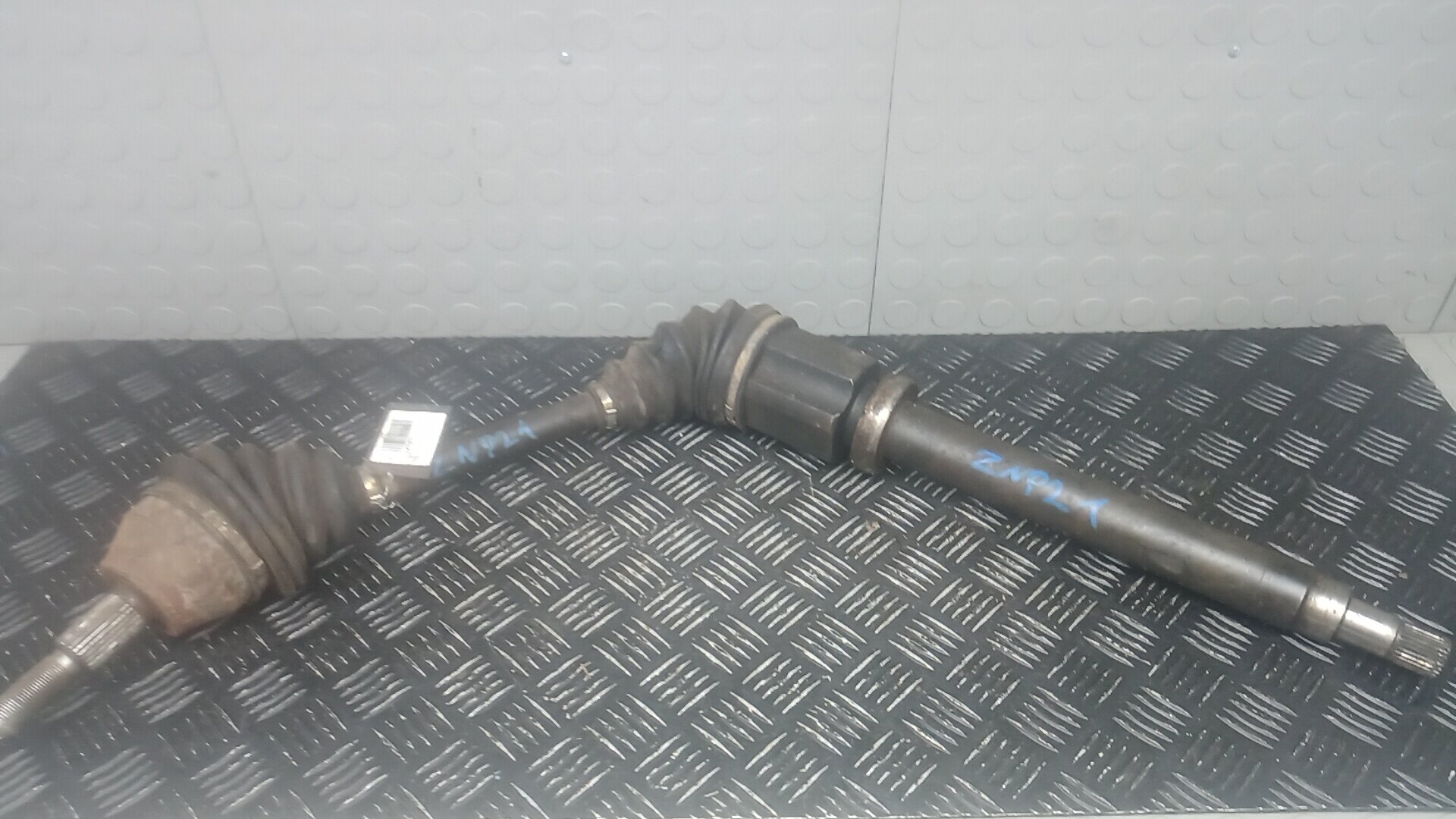 Привод передний правый FORD FOCUS 3