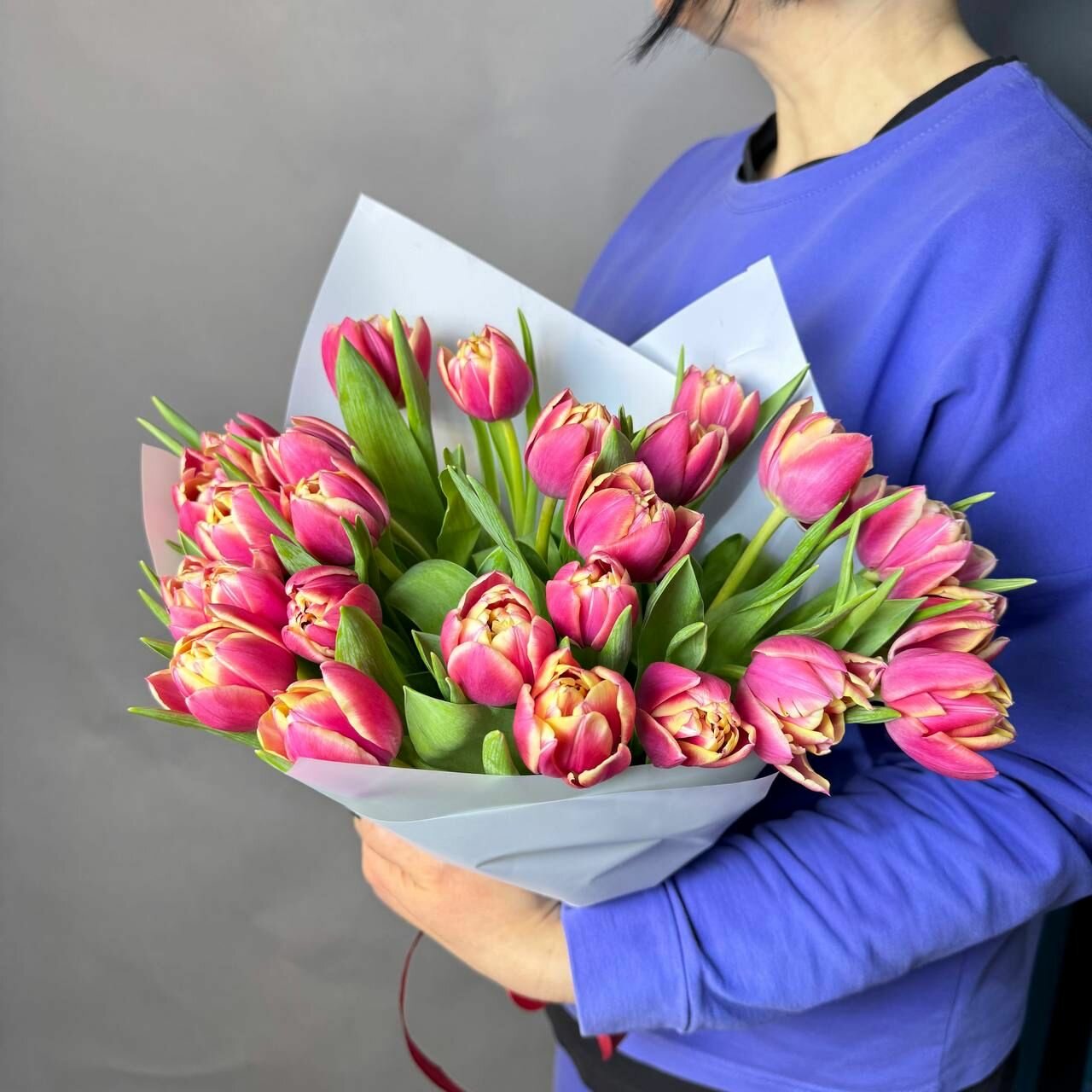 Монобукет из 35 розовых тюльпанов, живые цветы, букет цветов, доставка цветов, тюльпан