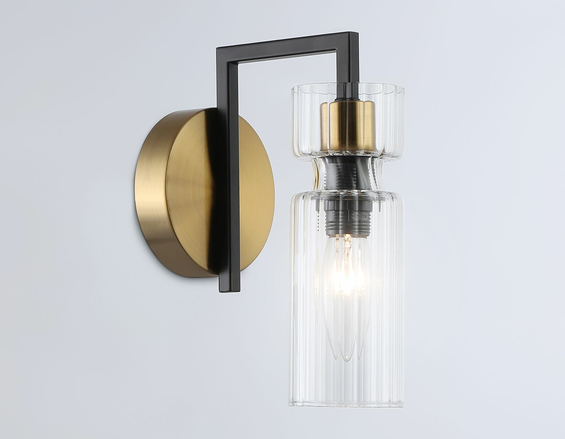 Бра, Настенный светильник, E14 max 40W 150*100*210, черный/латунь/прозрачный
