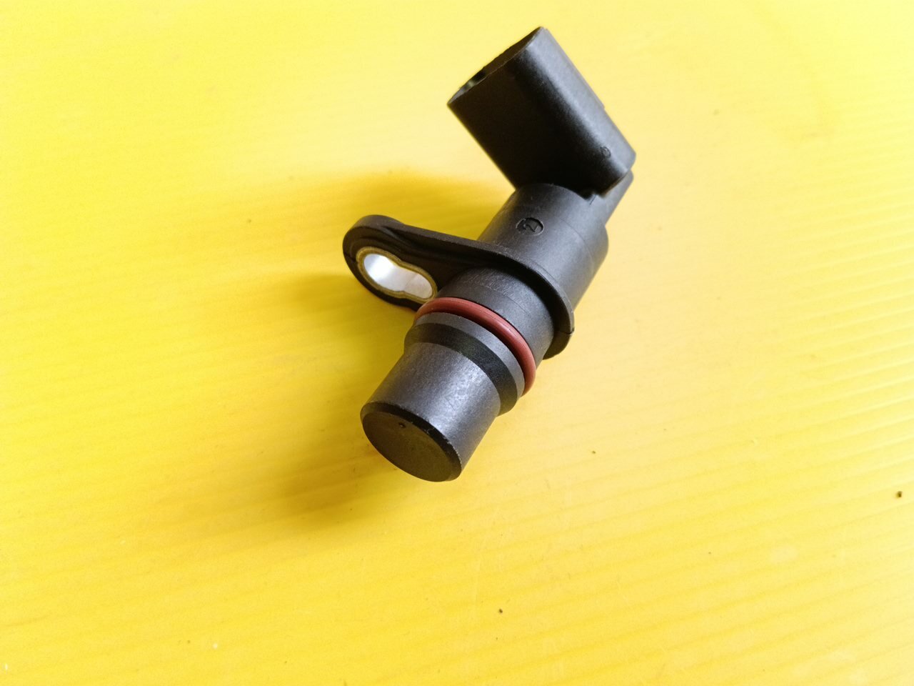 Cummins Датчик положения коленвала 4921684