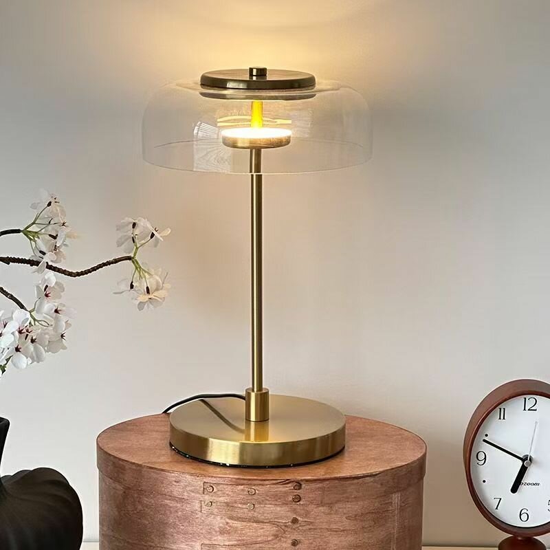 Эксклюзивный светильник для стола европейский