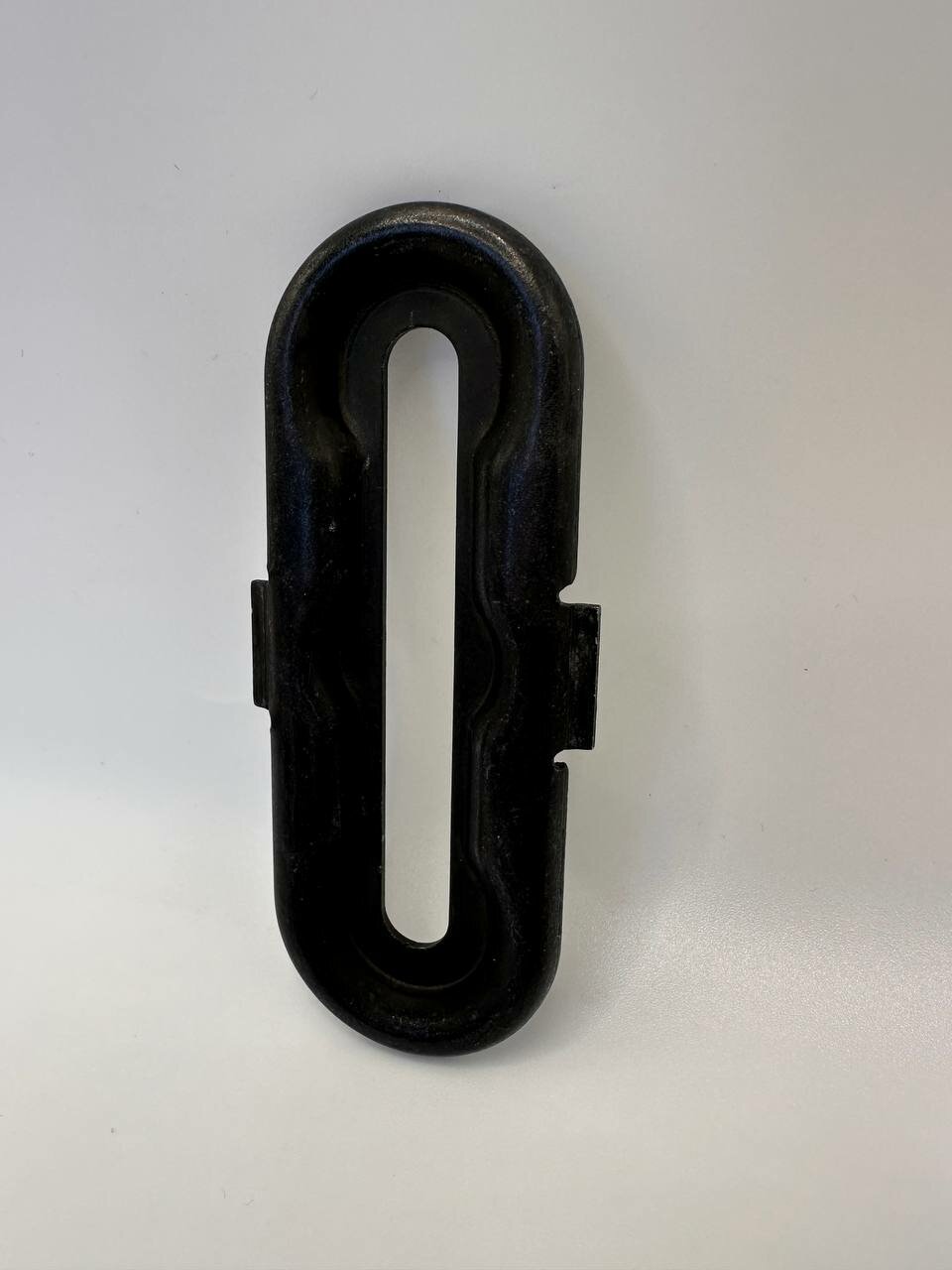 Renault Кронштейн крепления крыла, арт. 7422087453, 1 шт.