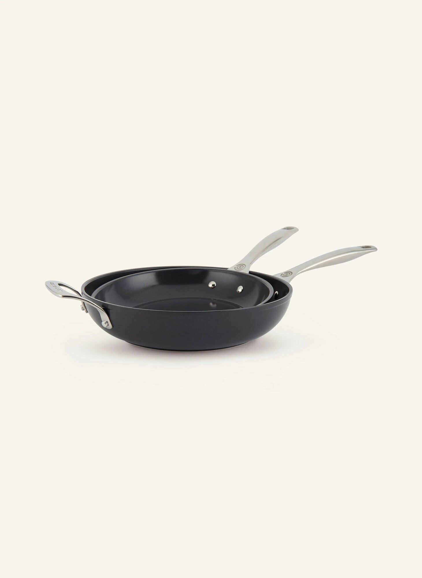 Набор из 2 сковородок Le Creuset Essential 24 и 28 см алюминевый, цвет черный/серебряный-2951999