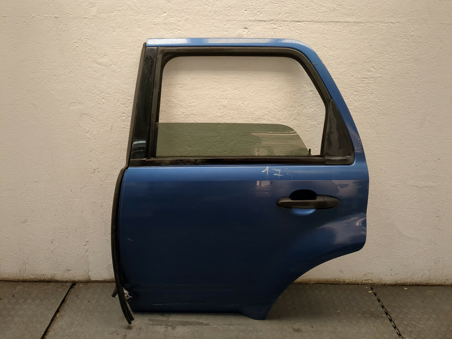 Дверь боковая (легковая) левая задняя Ford Escape Б/У