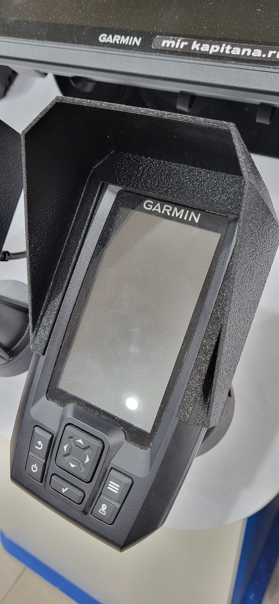Козырек от солнца для Garmin Striker Vivid 4cv