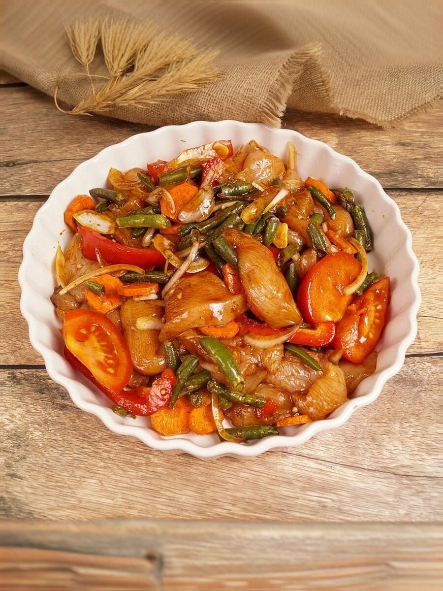 Филе грудки куриное с овощами для запекания 850 гр, Ферма Евгения Рошаля