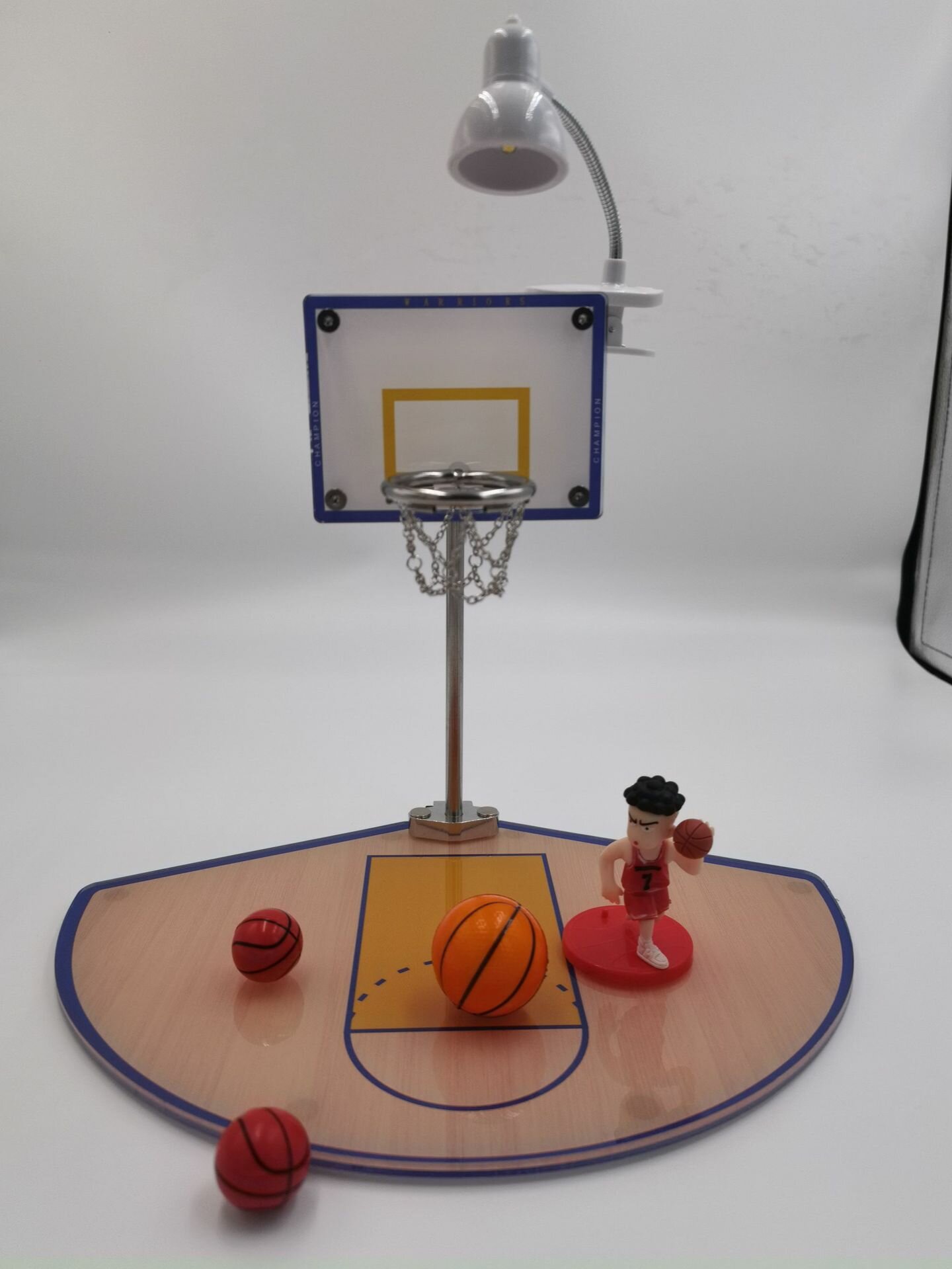 Ночник с мини-корзиной для баскетбола NBA Уорриорз с площадкой, стойкой и фигуркой, настольный декор подарок
