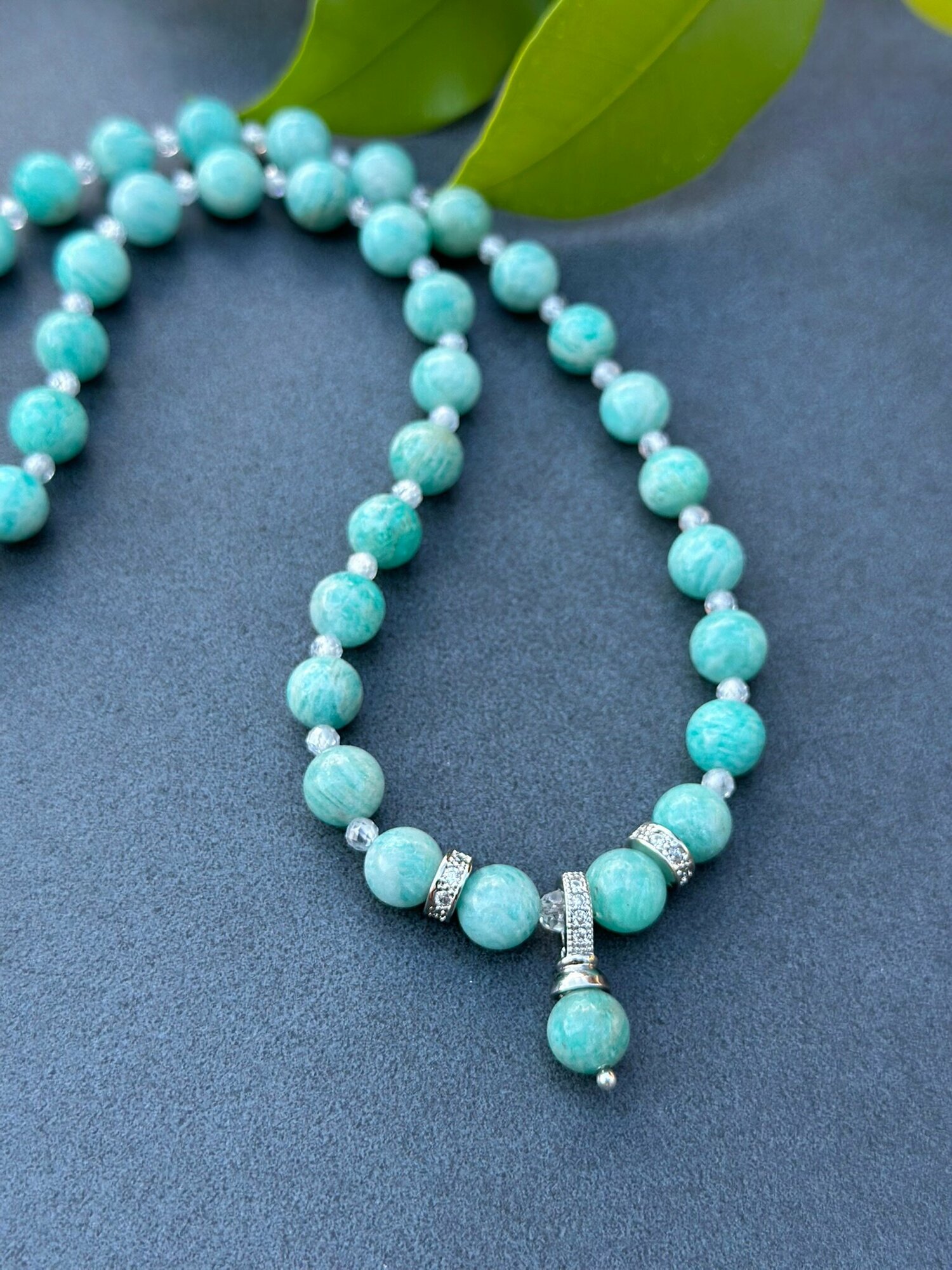 Колье, амазонит, фианит