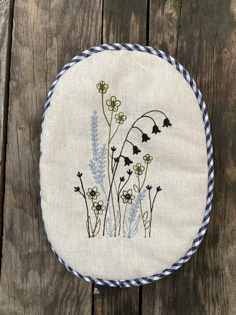 Прихватка из льна, серый цветы, овал