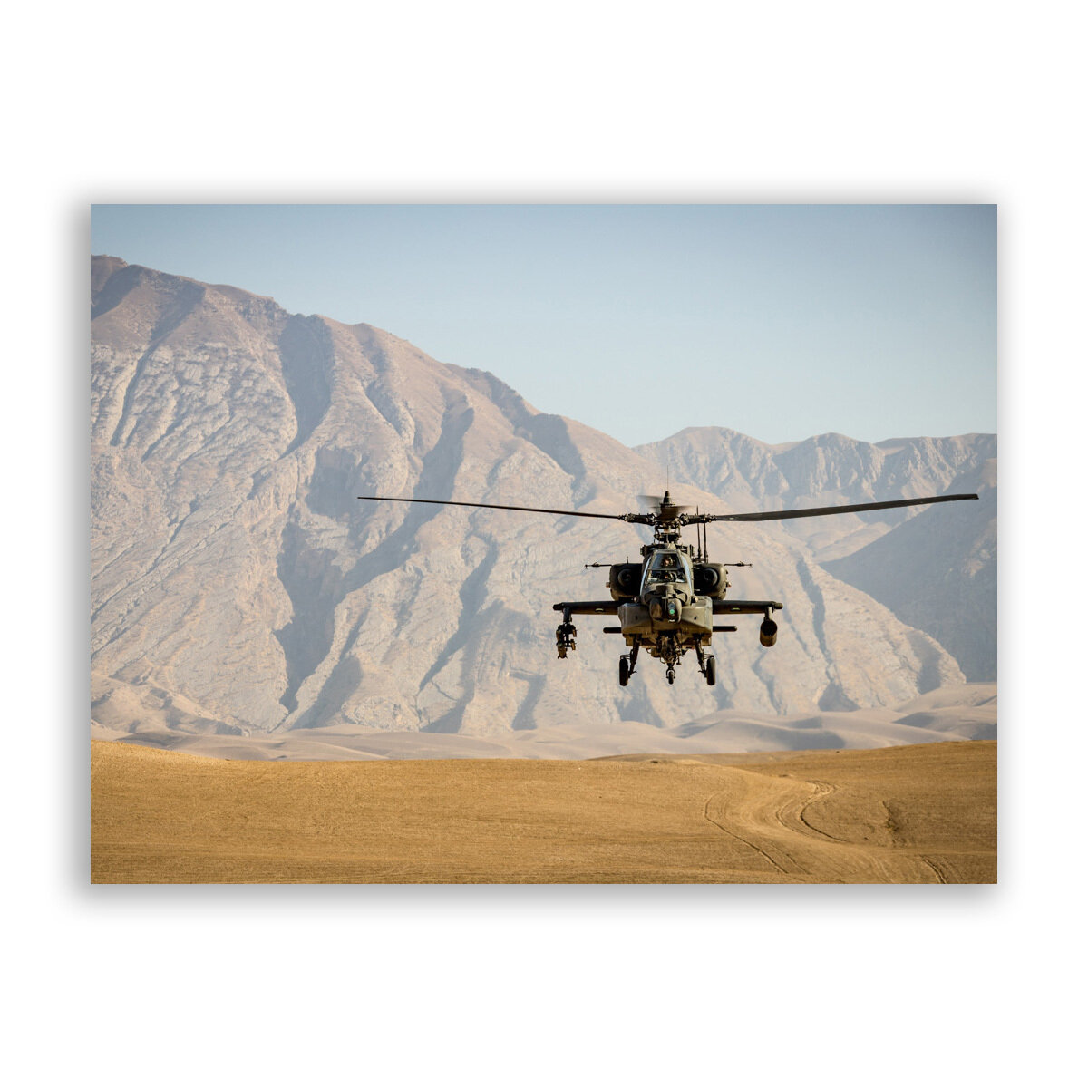 Постер, плакат на бумаге / Вертолёт / Размер 60 x 80 см