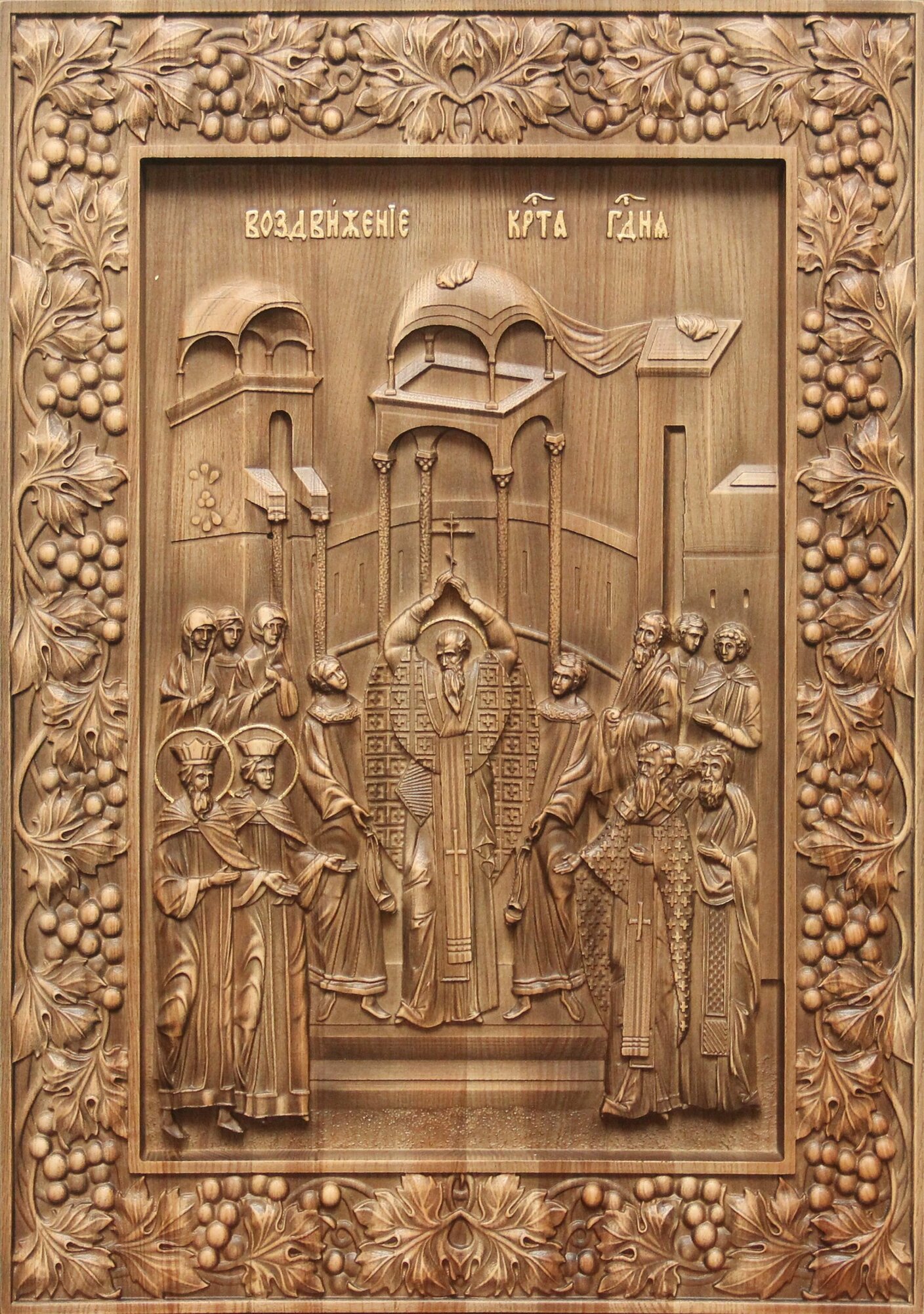 Икона Воздвижение Креста Господня, резная из дуба, 35х50 см