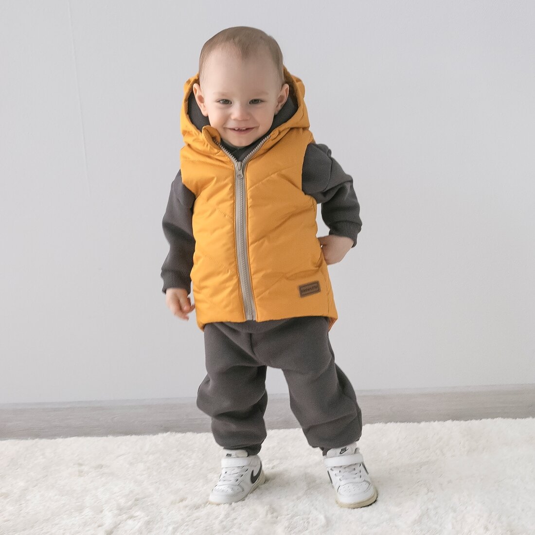 Жилет утеплённый