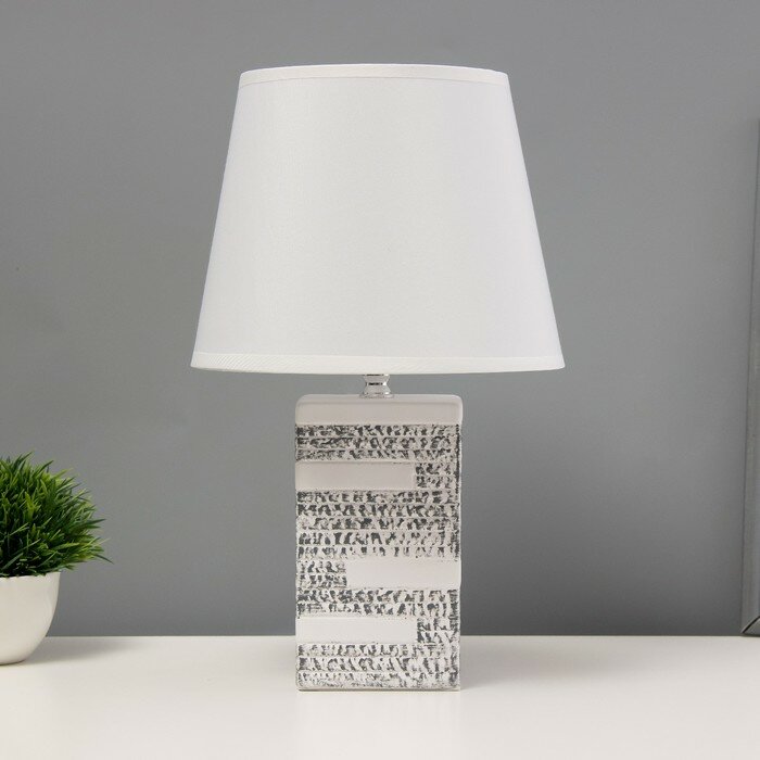 Настольная лампа"Фортуна" Е14 40Вт серый 20х20х33см, 9680023