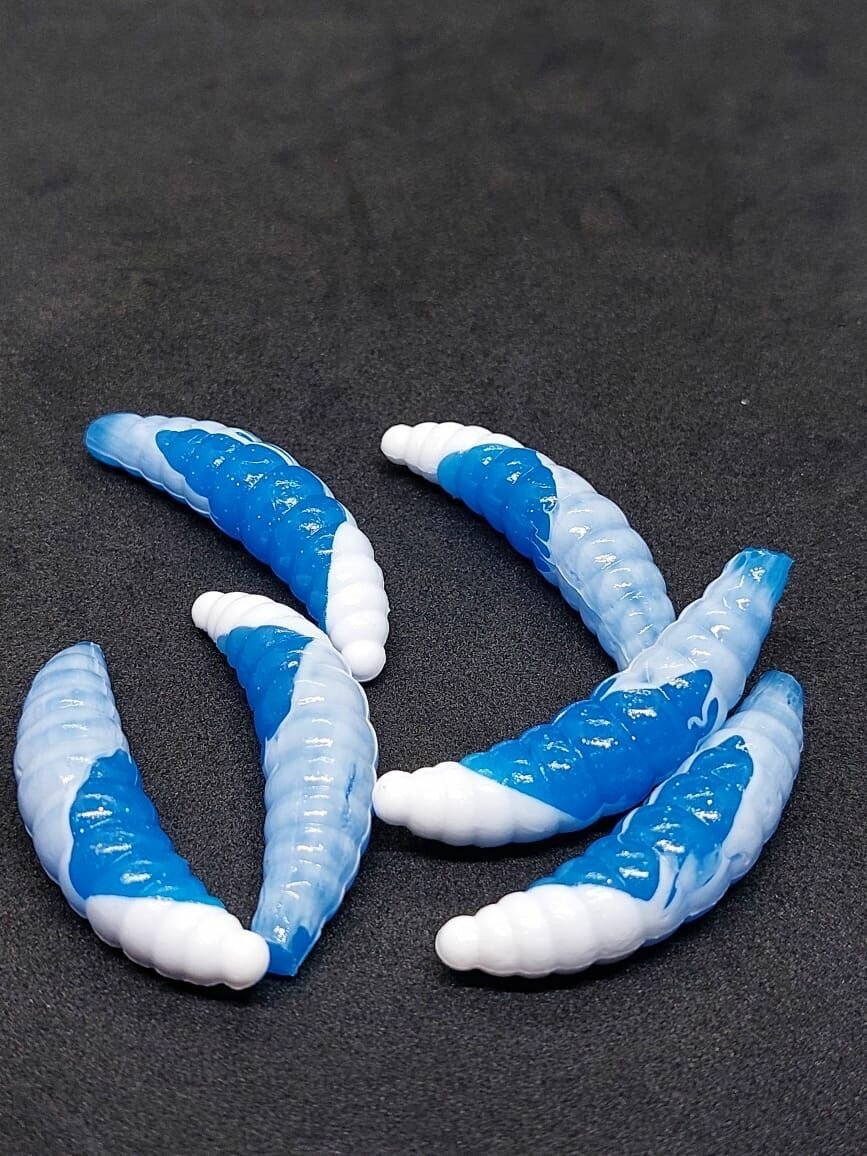 Форелевая приманка Big Maggot. 48 мм. Белый-синий