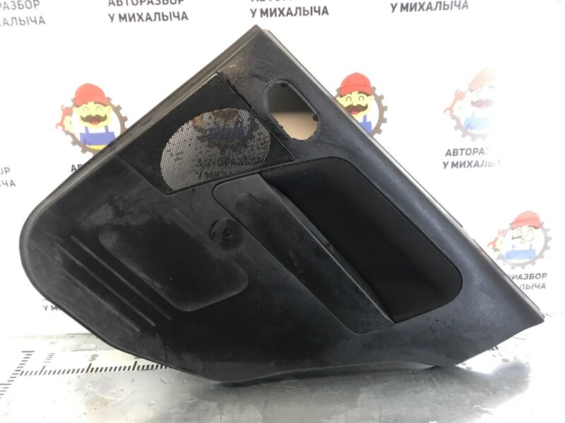 Обшивка двери задняя правая Ford Fusion CBK 2N11N27406A