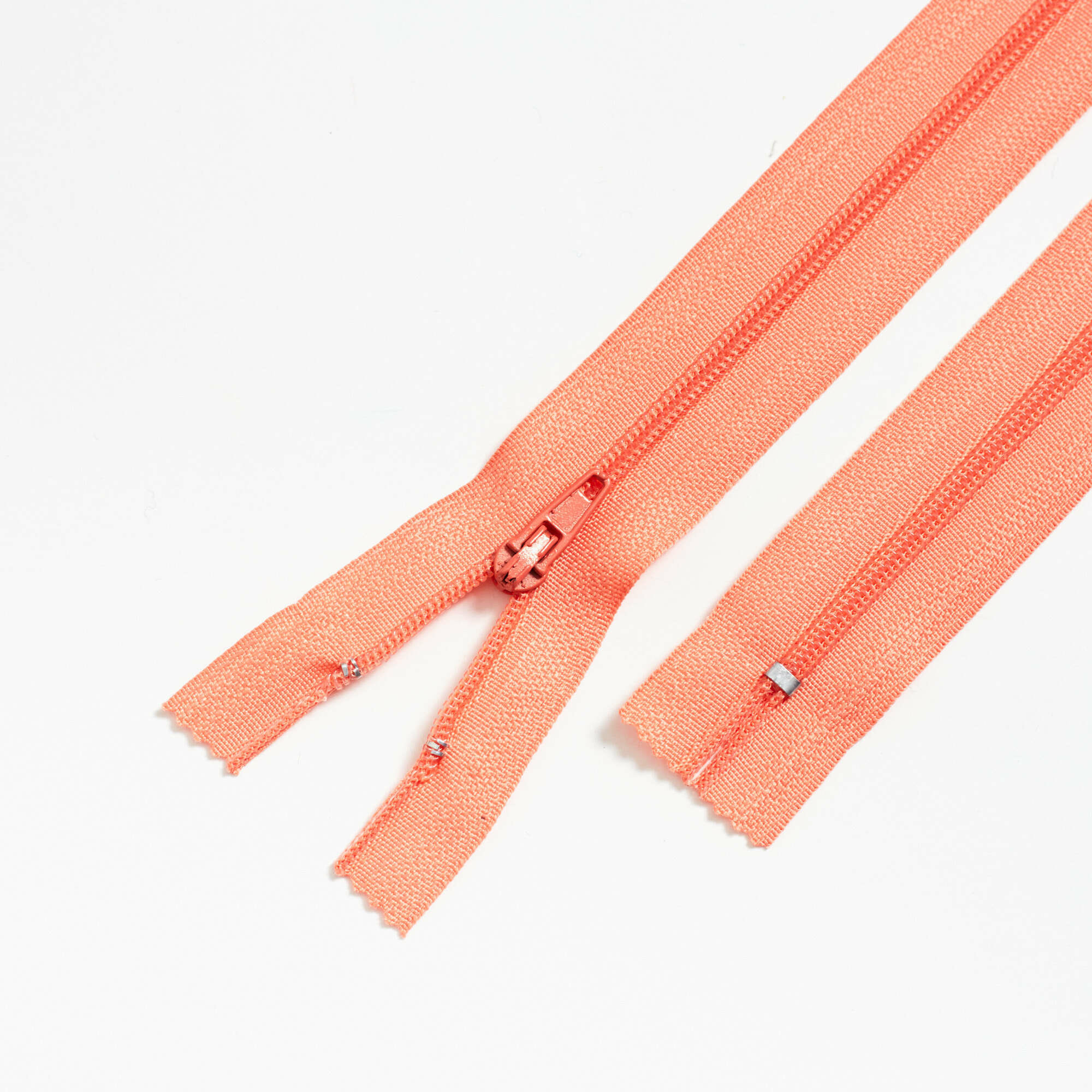 Молния неразъемная спиральная пластик Т3 - 18см ( 1 зам.). комплект из 10 шт