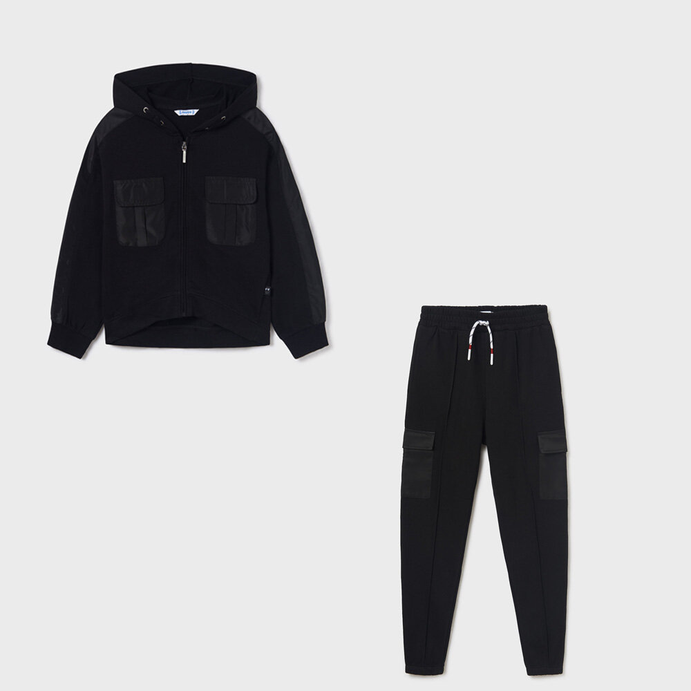 Комплект одежды