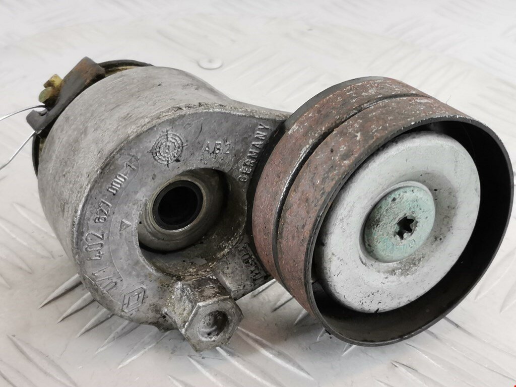 Натяжитель ремня генератора (приводного поликлинового ремня Renault Espace 4 117507271R арт. 1509795