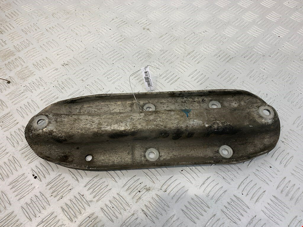 Кронштейн редуктора Mercedes S-Class (W220) A2203510018 арт. 816366
