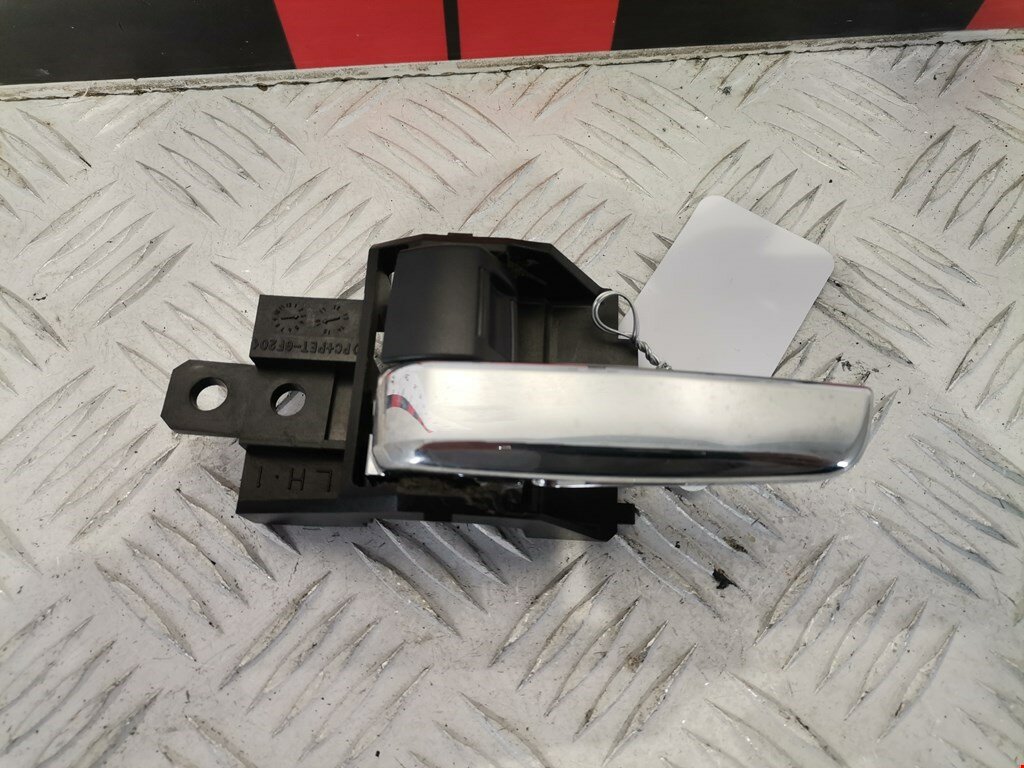 Ручка двери внутренняя передняя левая Mitsubishi ASX 5716A479XB арт. 1029732