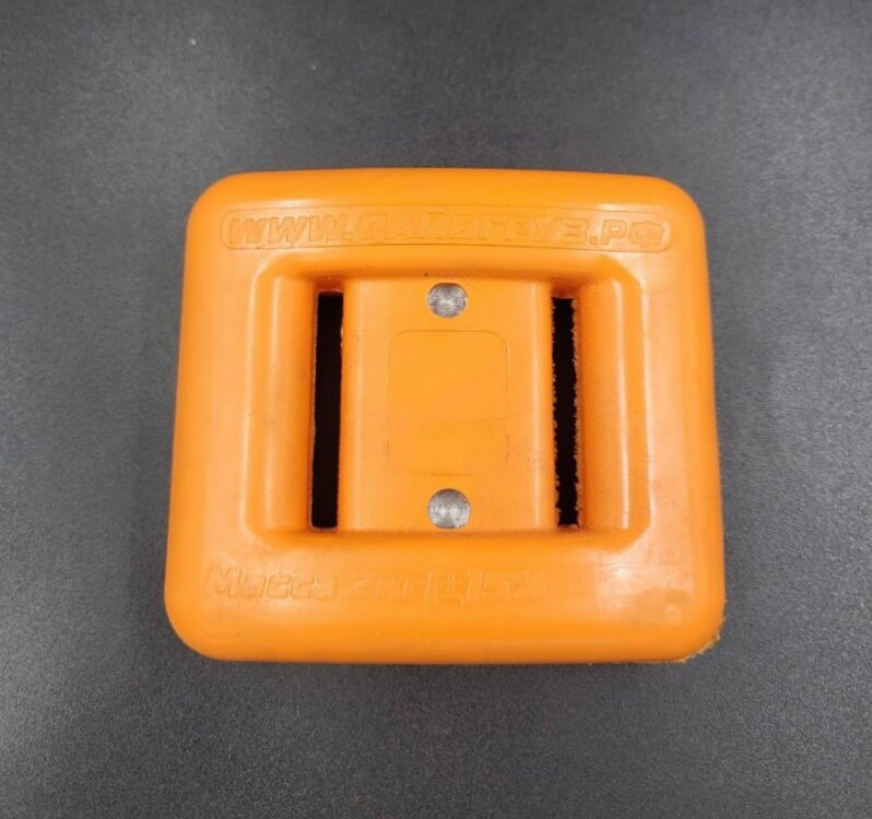 Груз 2 кг в пластикатном покрытии анатомический для всех видов подводного плавания, цвет оранжевый