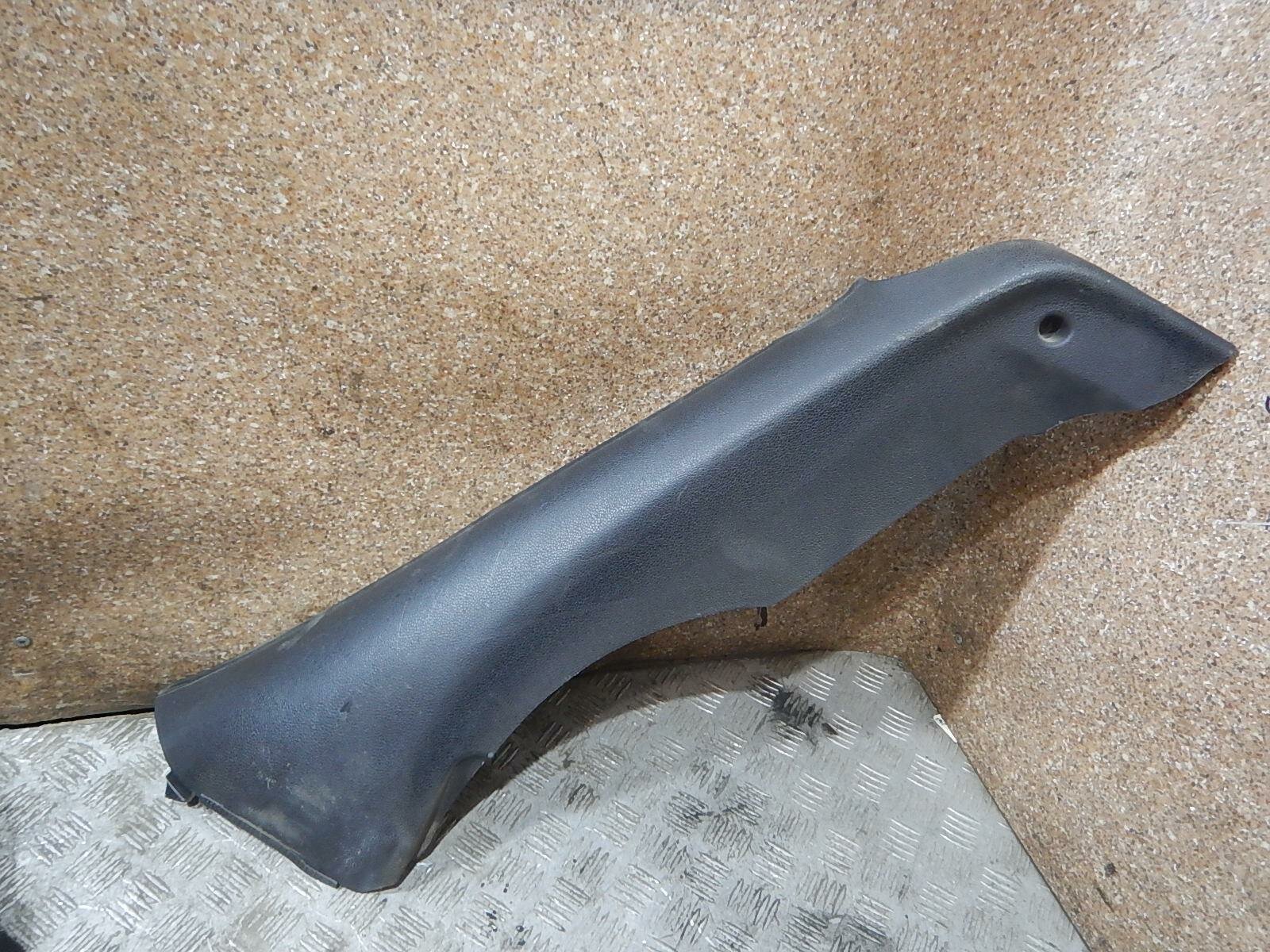 Б/У Обшивка стойки задней правой, Ford (Форд)-MONDEO (00-07) FORD MONDEO (00-07) нижняя на арку Царапины, сломано креплен...