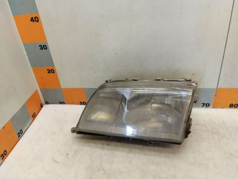 Б/У оригинал, Мерседес-Бенц W202 Фара левая Mercedes-Benz C-Class 1994 W202 302308 MERCEDES-BENZ арт. A2028201761