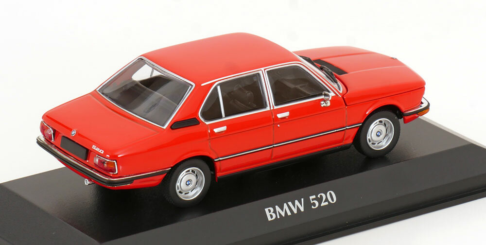 Модель коллекционная MAXICHAMPS Bmw 520 E12 1972 red — фото 1