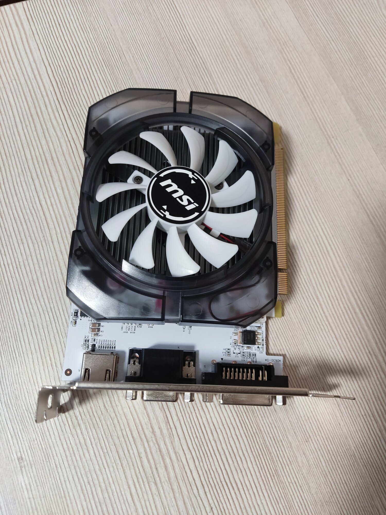 Видеокарта MSI PCI-E N730-2GD3V3 NVIDIA GeForce GT 730 2Gb 128bit GDDR3 902/1600 DVIx1 HDMIx1 CRTx1 HDCP Ret