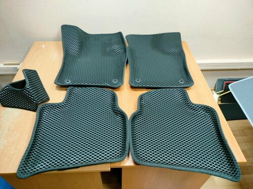 3D Eva коврики с бортами на автомобиль Volkswagen Polo VI 6 2020 по нас ...