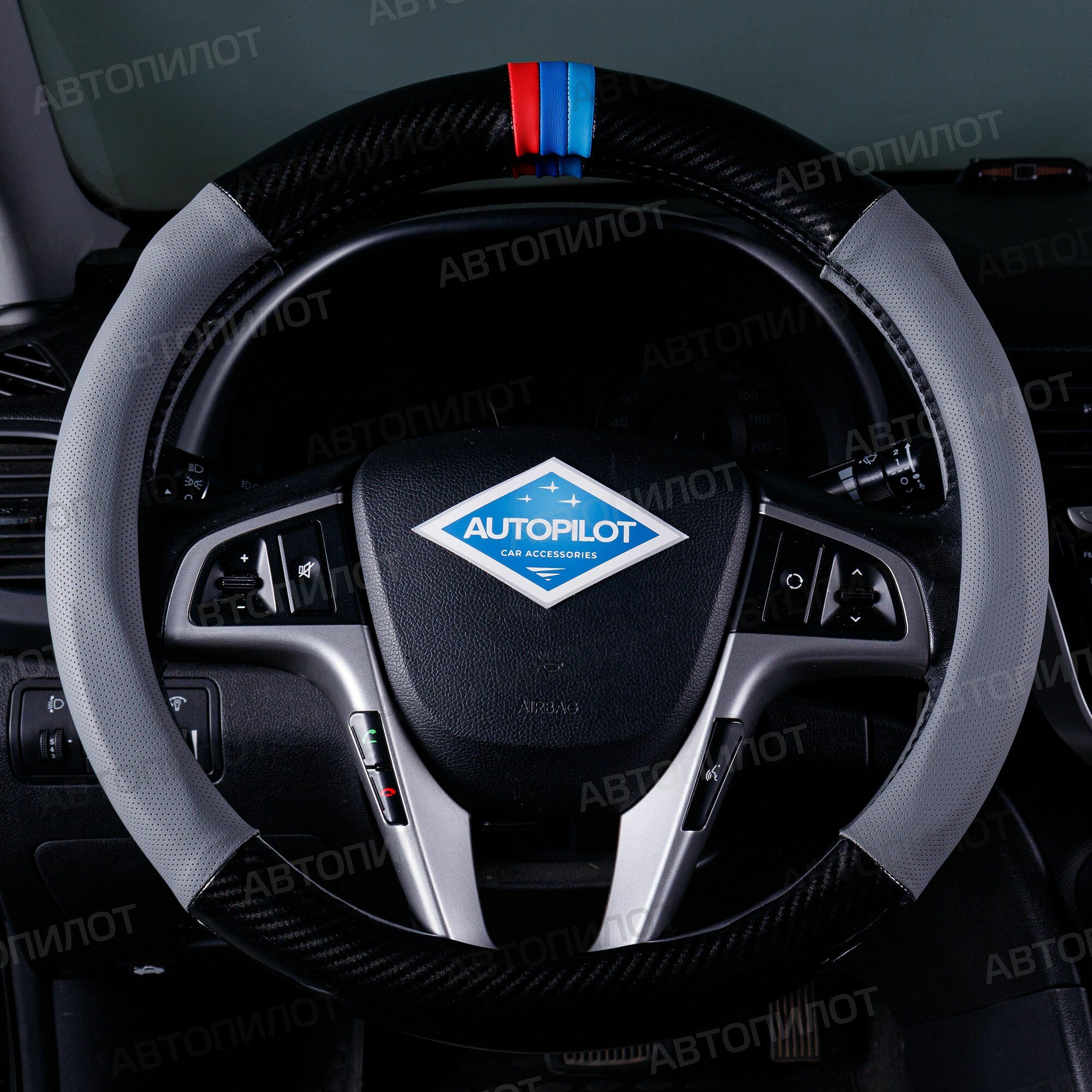 Оплетка на руль Renault / Рено Arkana, Duster, Kaptur, Logan, Megane и др, черный с серым, Чехол на руль 37 - 39 см