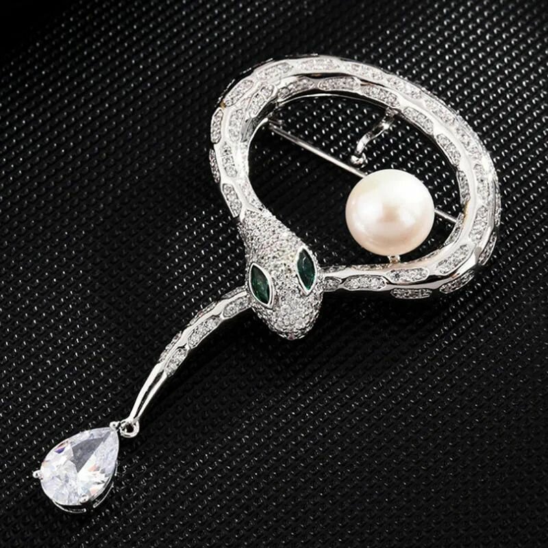 Брошь, циркон