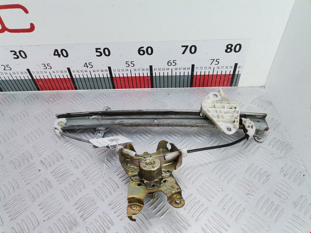 Стеклоподъемник механический двери задней левой Honda Jazz 1 72750SAA023 арт. 1979127