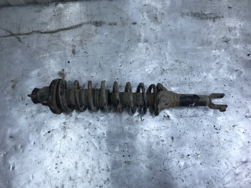 Стойка подвески задняя левая Honda Accord CE7