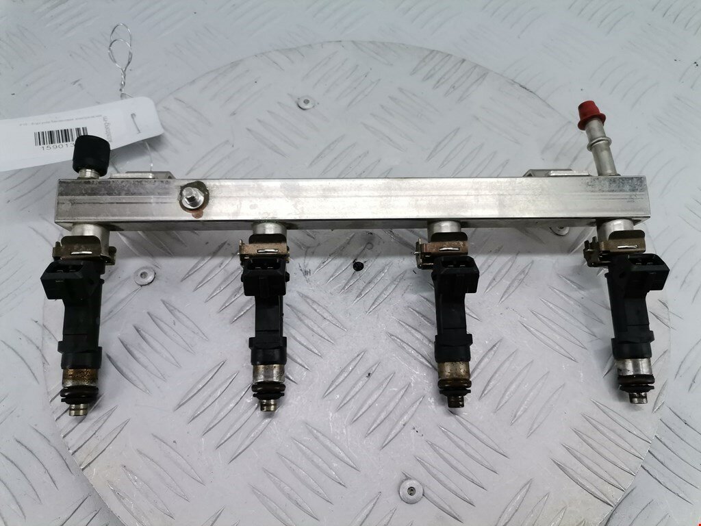 Форсунка бензиновая электрическая Opel Astra J 24420543 арт. 1590139