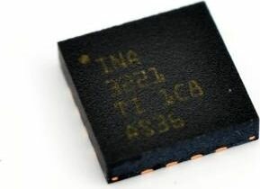 Микросхема TEXAS INSTRUMENTS INA3221AIRGVR QFN-16-EP(4x4) Current-Sensing Amplifiers ROHS, 1 шт