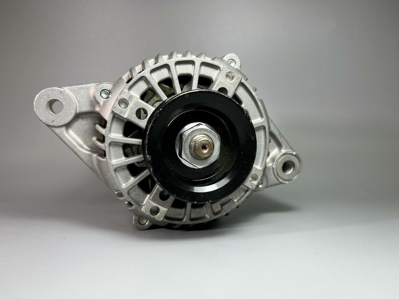 Генератор TOYOTA для а/м Toyota 4Runner, Land Cruiser Prado (арт: 2706067060) [Org]