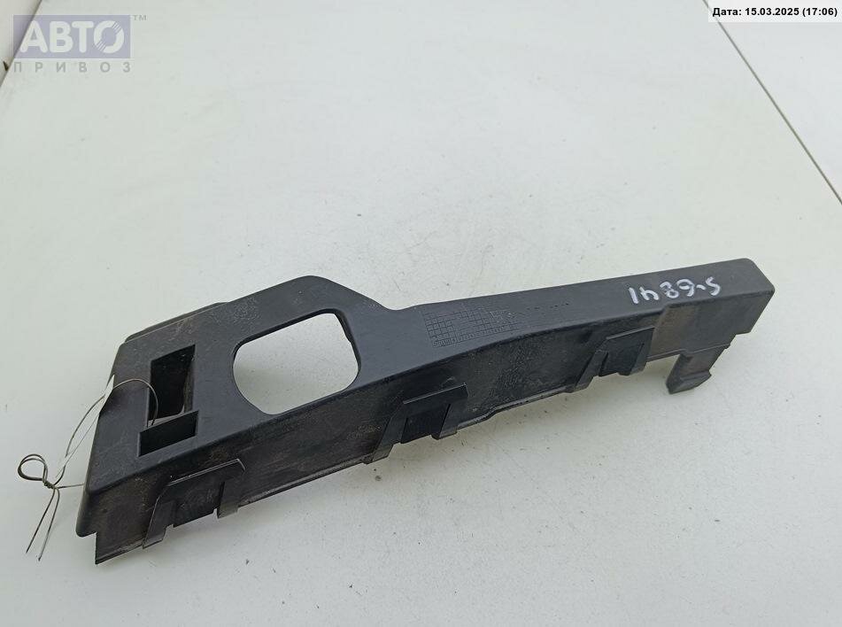 Кронштейн бампера переднего Ford Focus 2 (2004-2010)