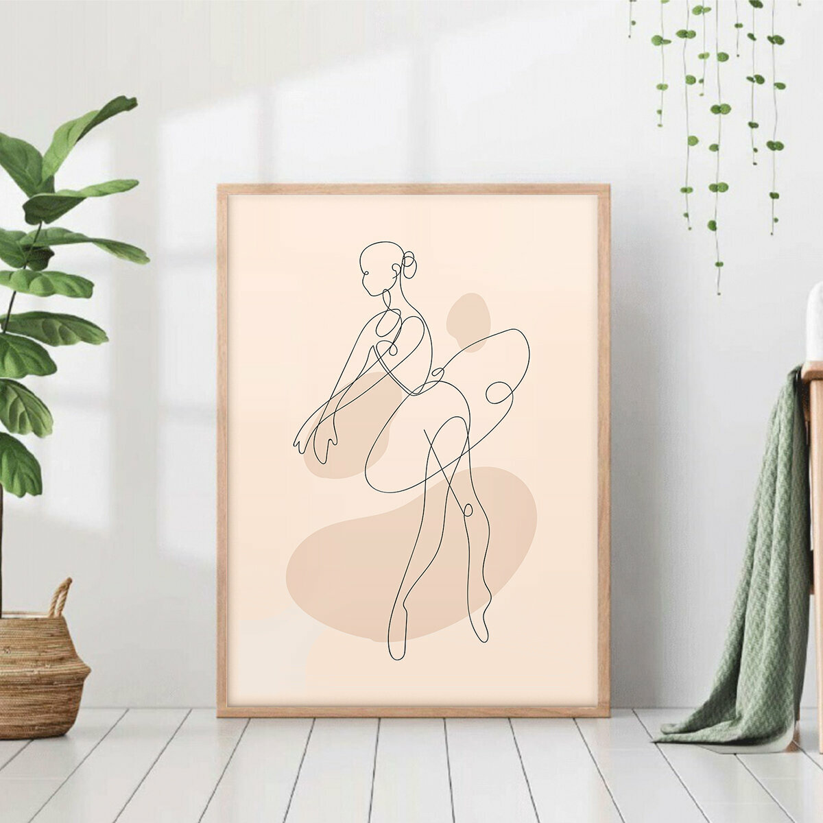 Постер "Белерина для детской" 50x70 без рамки на стену для интерьера