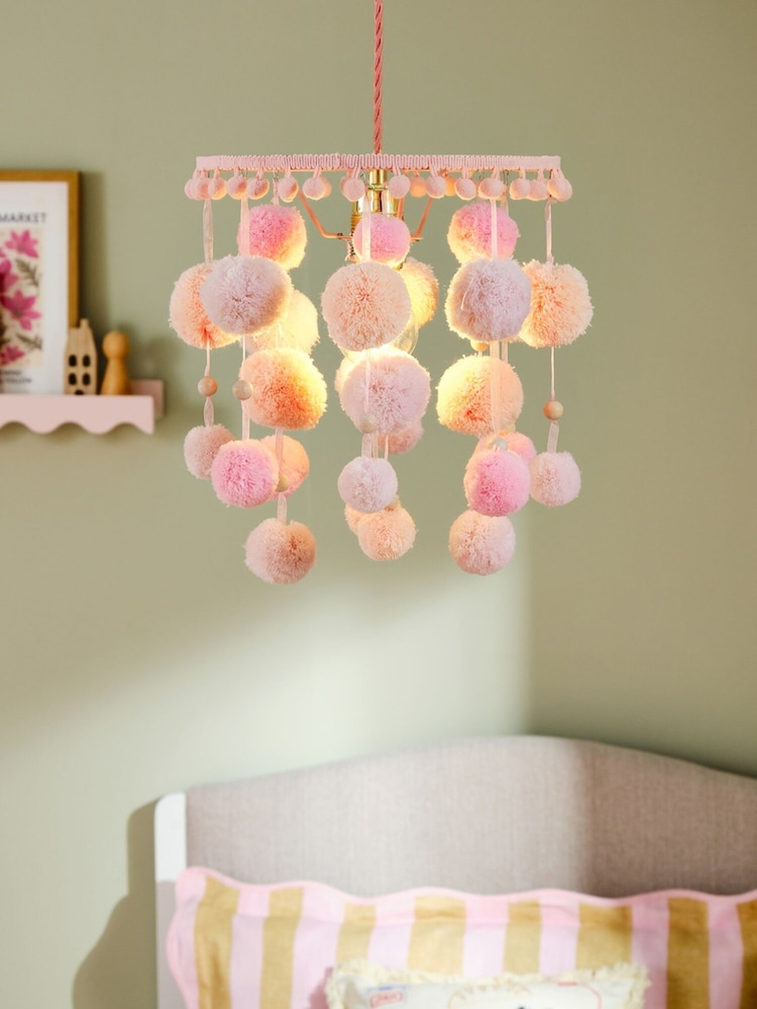 Абажур для подвесного светильника NEXT Pom Pom Easy Fit 30,5х31 см