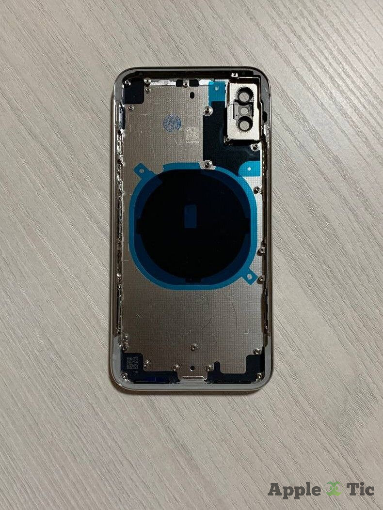 Корпус для IPhone X белый (SILVER), комплект кнопок, сим-лоток — фото 1