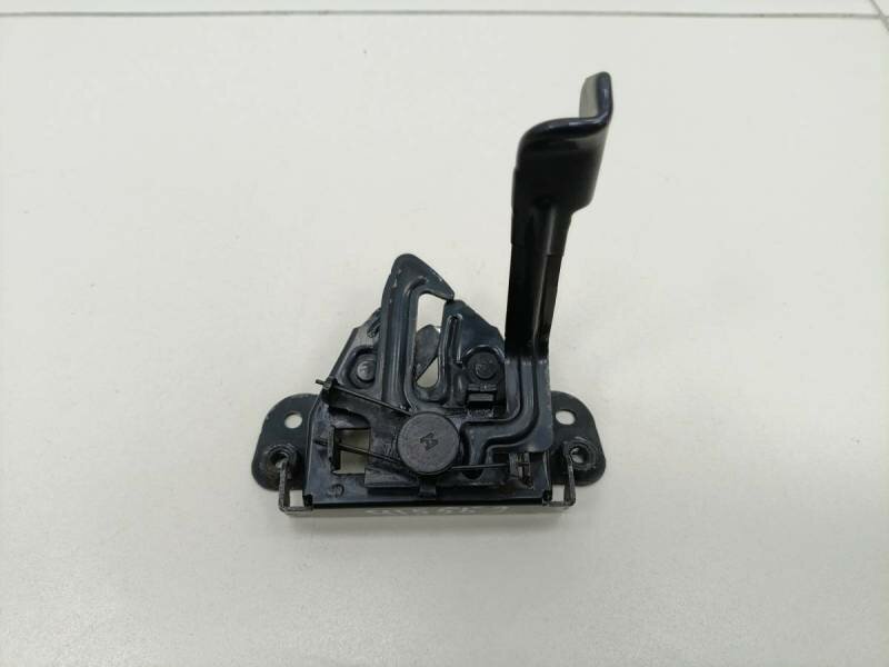 Замок капота Kia Ceed JD 2012-2018 кат.номер: 81130A2000