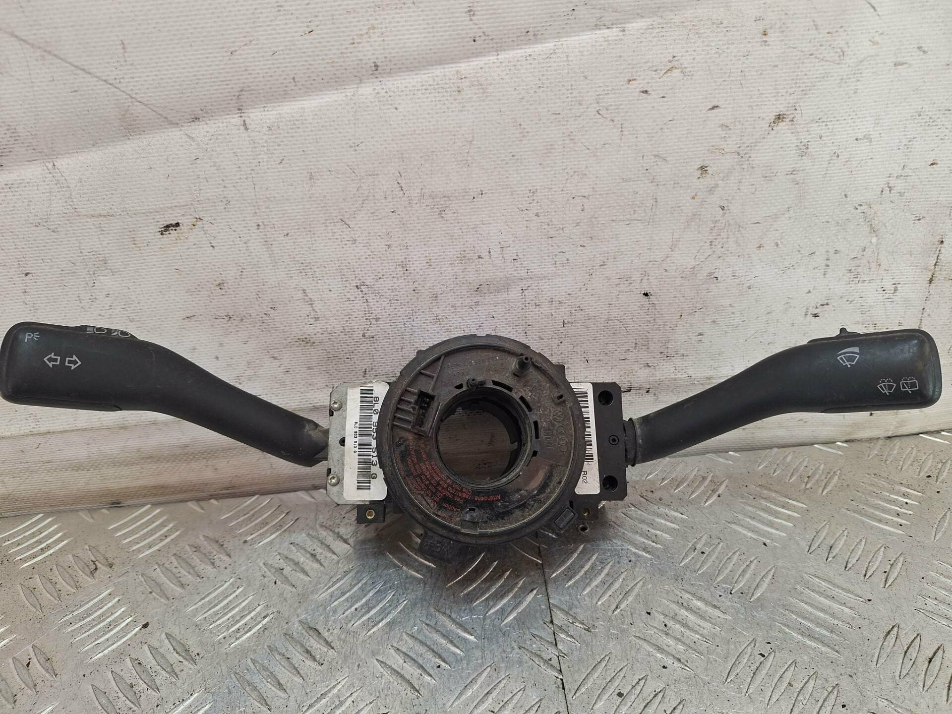 Переключатель подрулевой (стрекоза) Volkswagen Golf 4 2003 4B0953503F