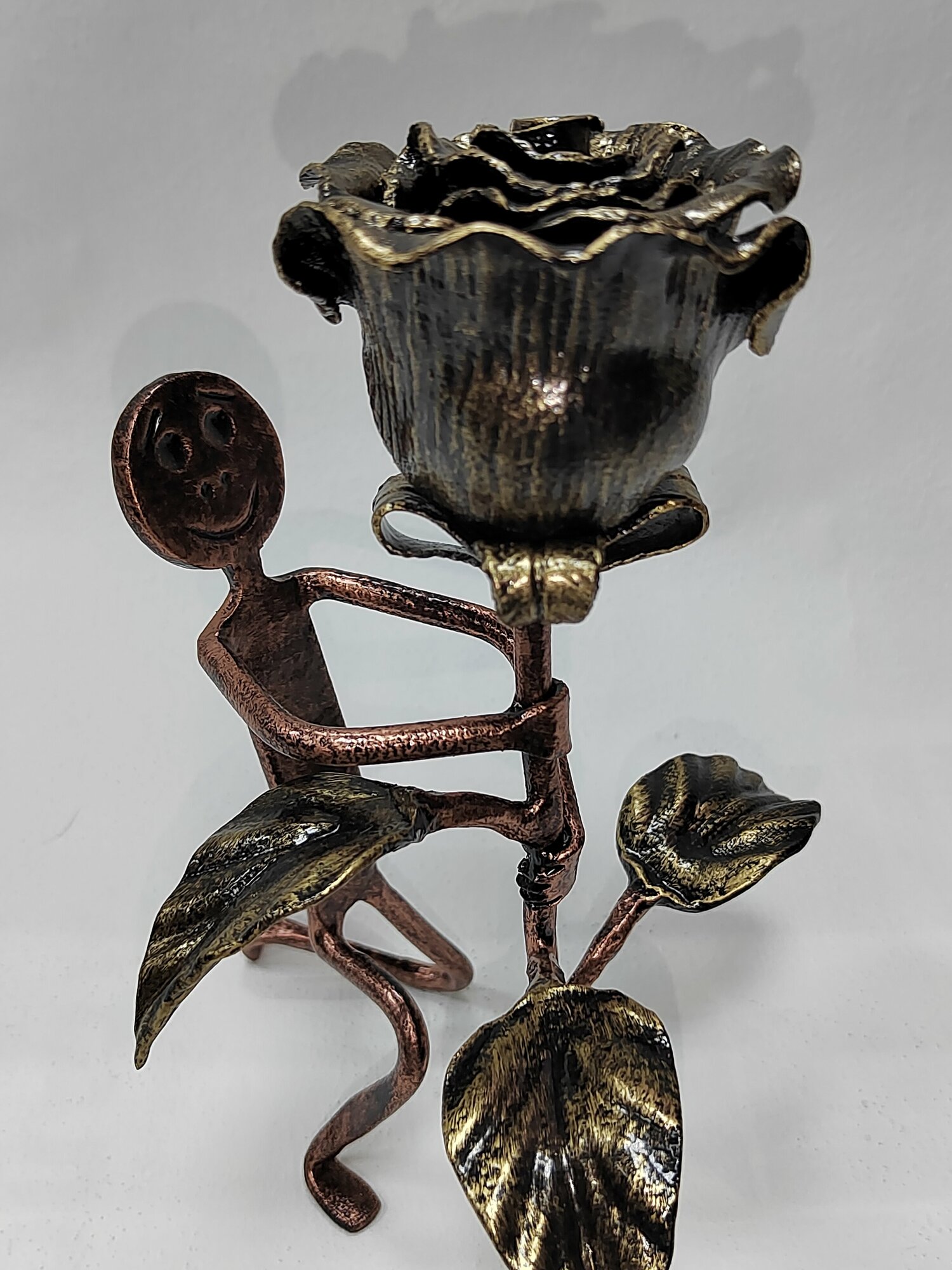 Кованая роза "Ухажер"