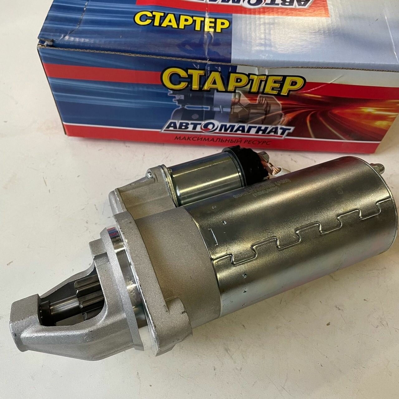 Стартер 2,0 кВт, ГАЗ 53, 3307, ПАЗ дв. ЗМЗ 51, 53, 71, 73 с редуктором aвтомагнат 6042.3708
