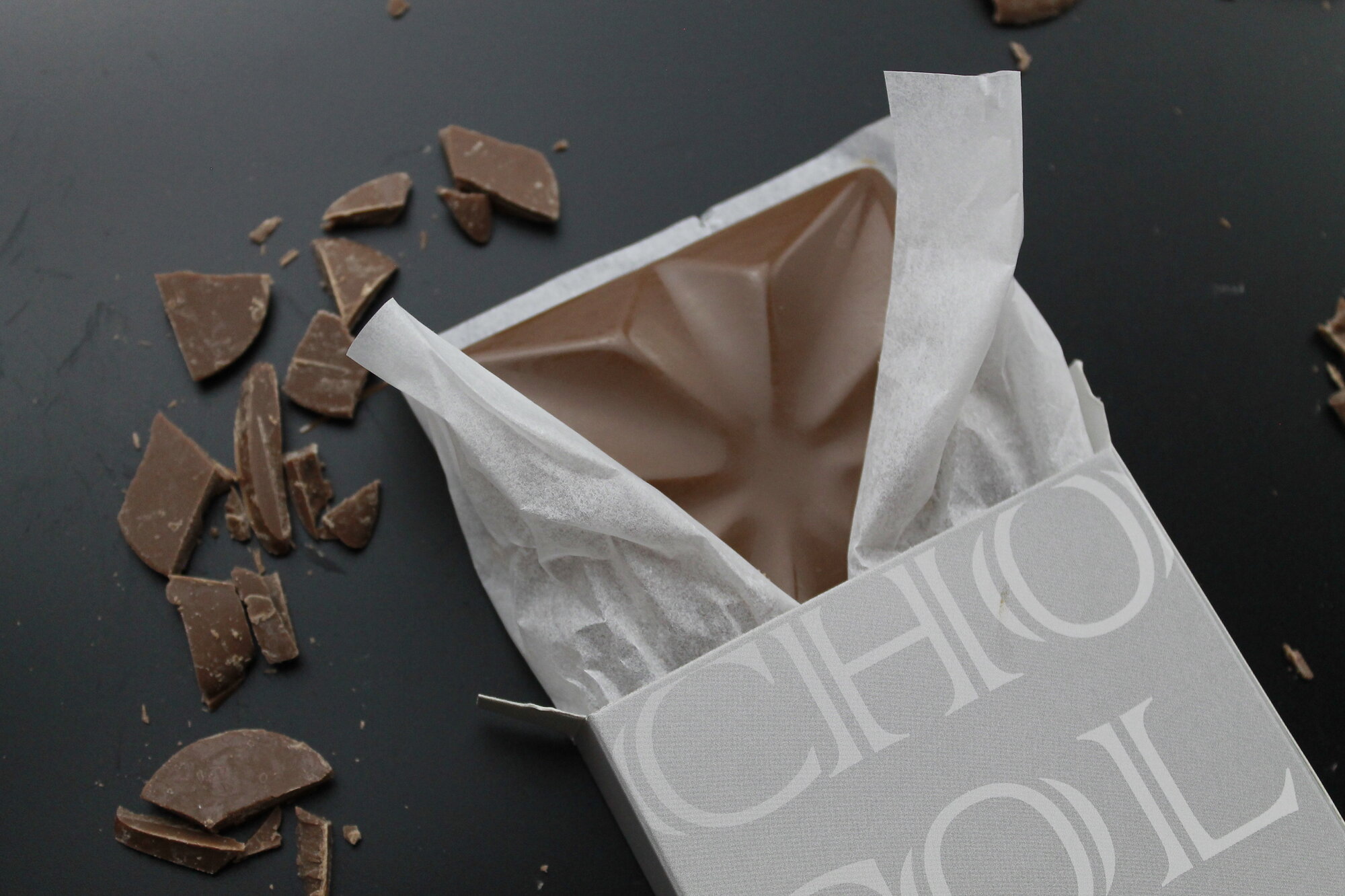 Премиум Шоколад ручной работы. Натуральный Бельгийский молочный шоколад. «Золотая классика». Плитка шоколада 120гр. 3 шт в наборе