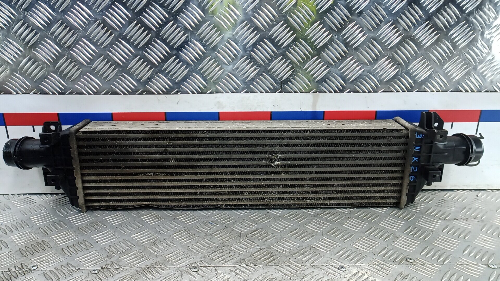 Радиатор интеркулера OPEL MOKKA, Номер 1302264, 95081734