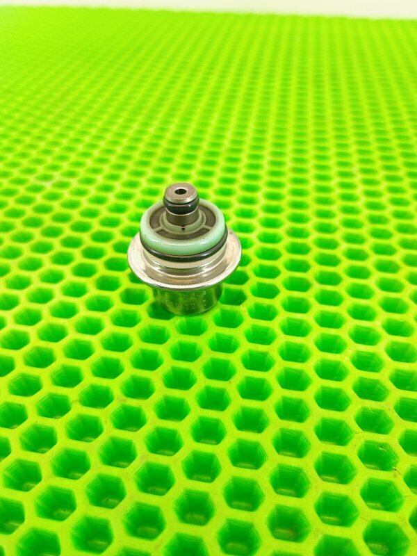 Регулятор давления топлива лада Гранта 2190 2011 (б/у) 1720243894