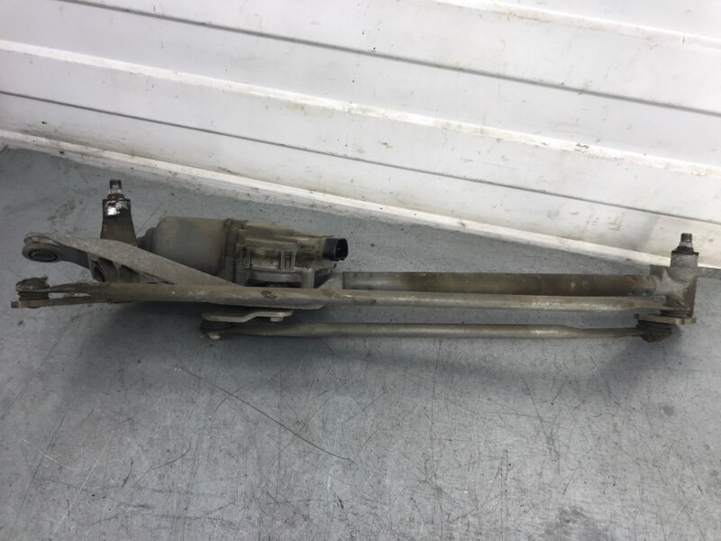 Моторчик стеклоочистителя с трапецией Toyota Crown